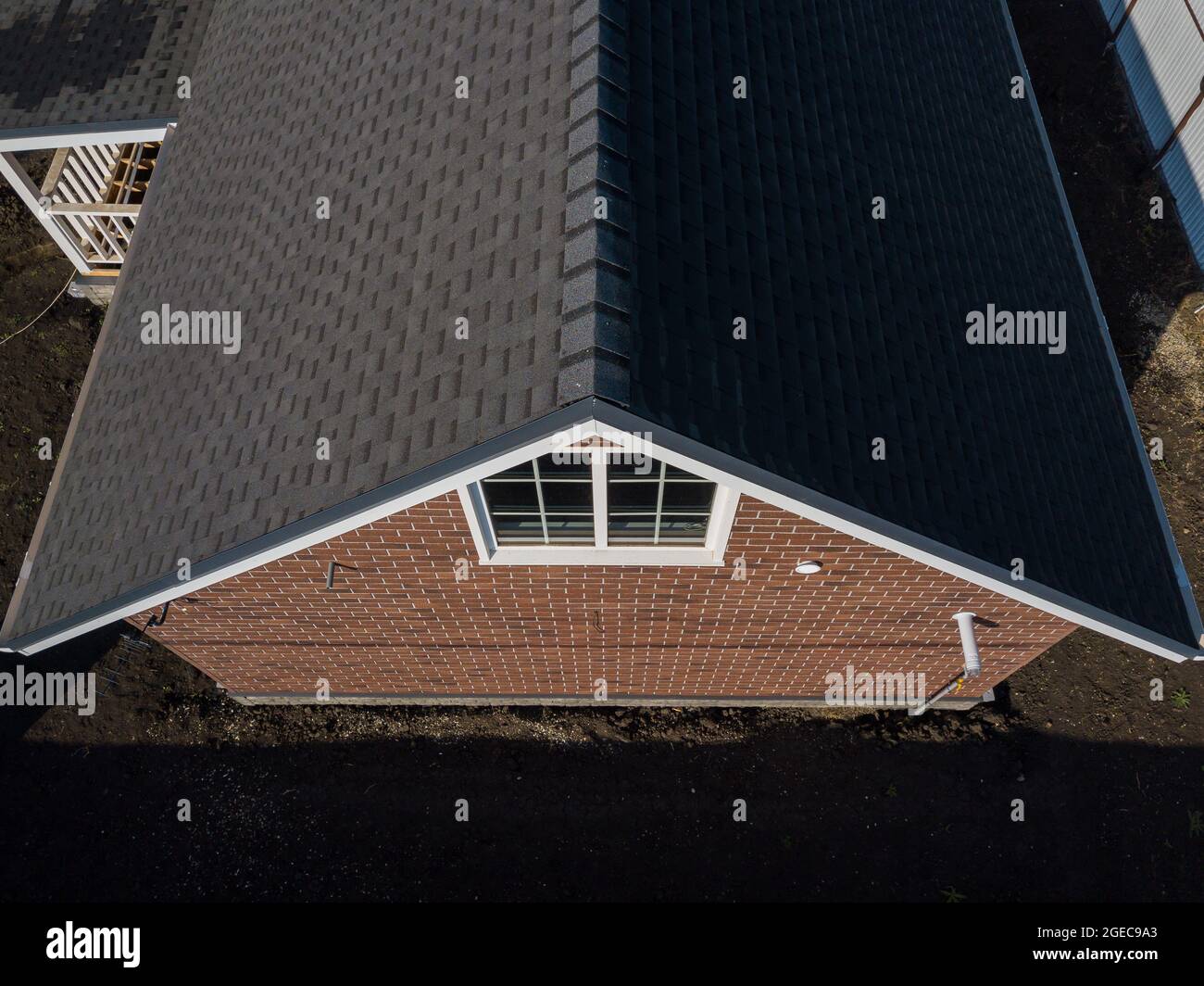 Shingles texture - close up view of asphalt roofing shingles Stock ...