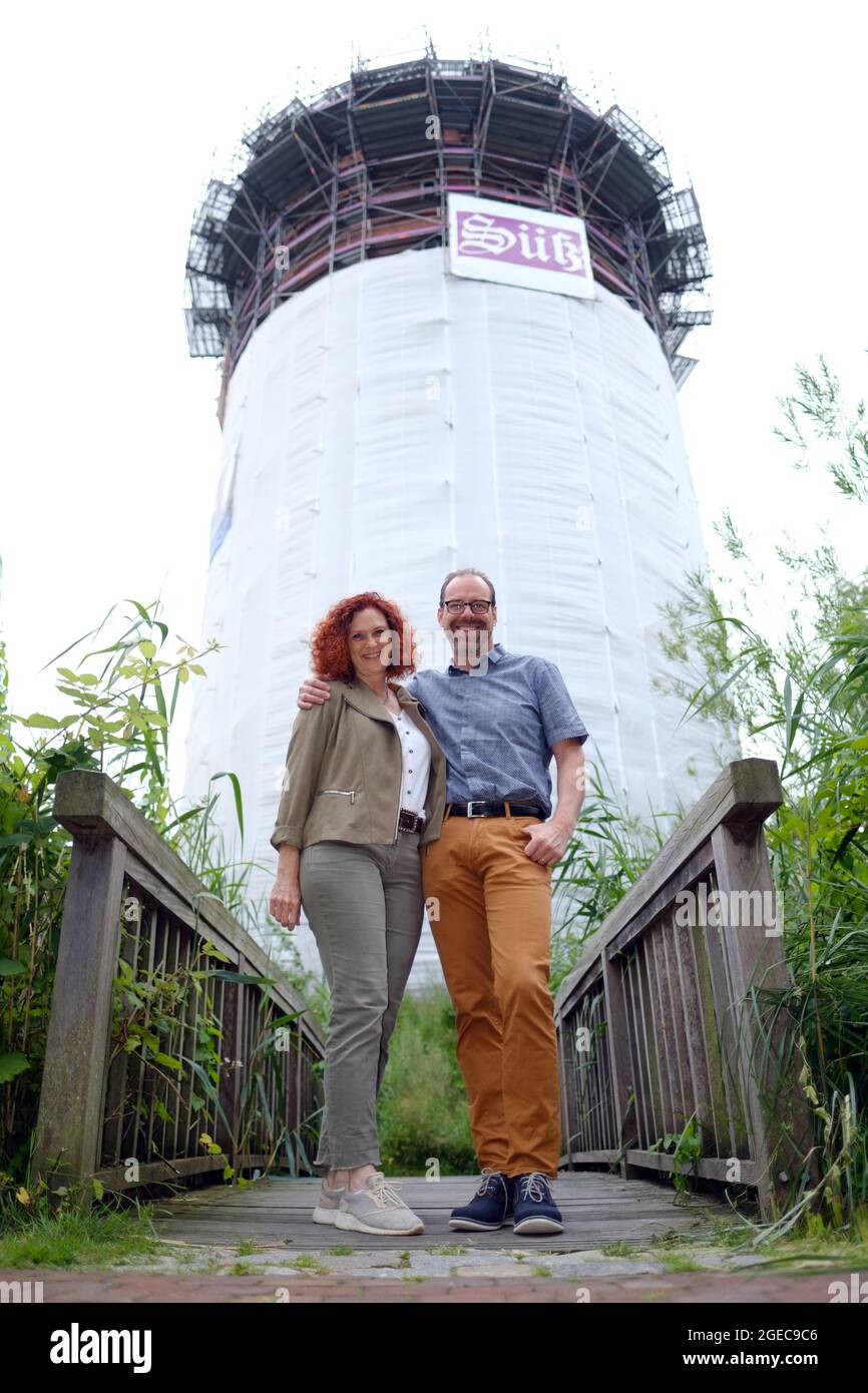 Cuxhaven, Germany. 20th July, 2021. Mirabelle and Alain Caboussat stand ...
