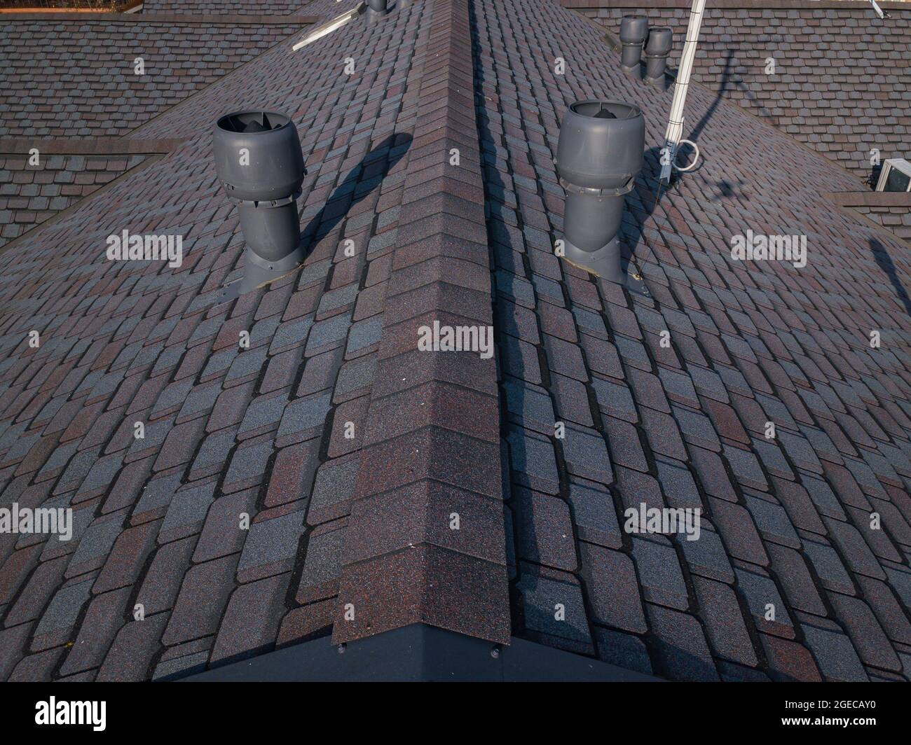 Shingles texture - close up view of asphalt roofing shingles Stock ...