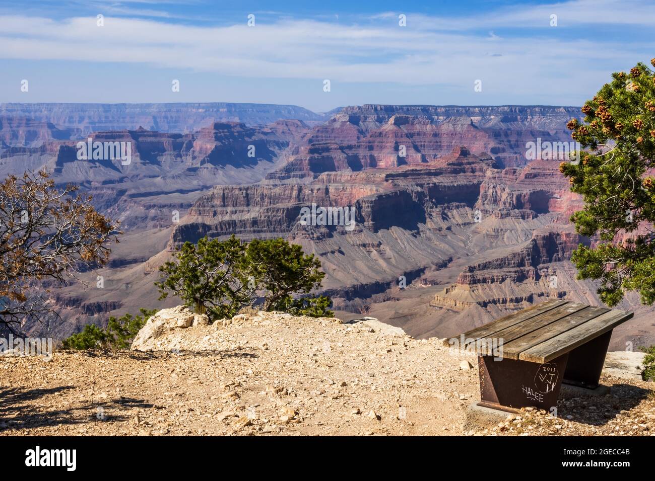 An overlooking landscape view of Grand Canyon National Park, Arizona ...