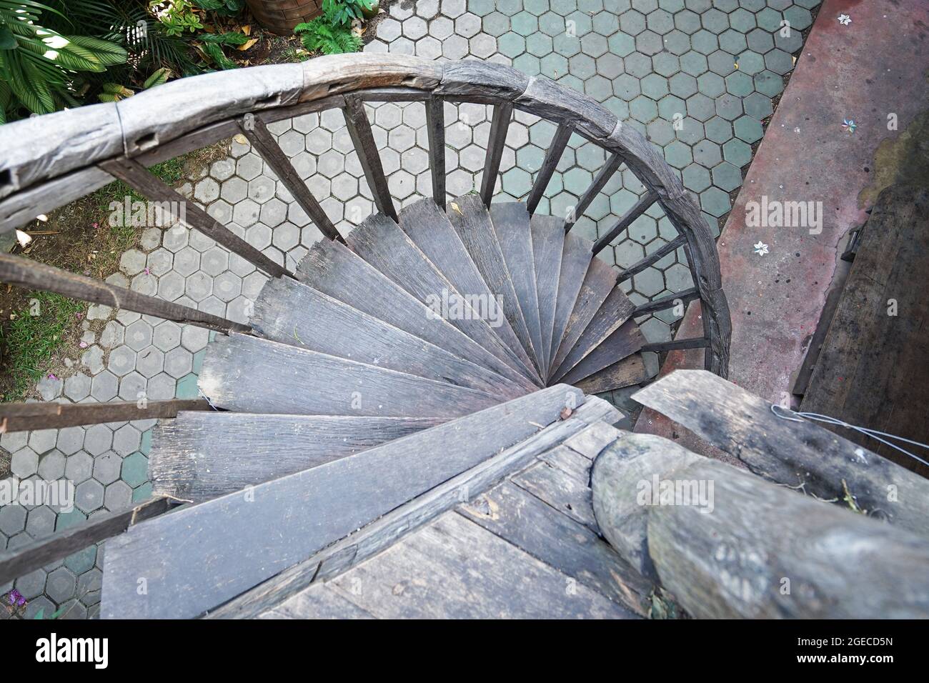 Close up design of old antique wooden spiral staircase Stock Photo - Alamy