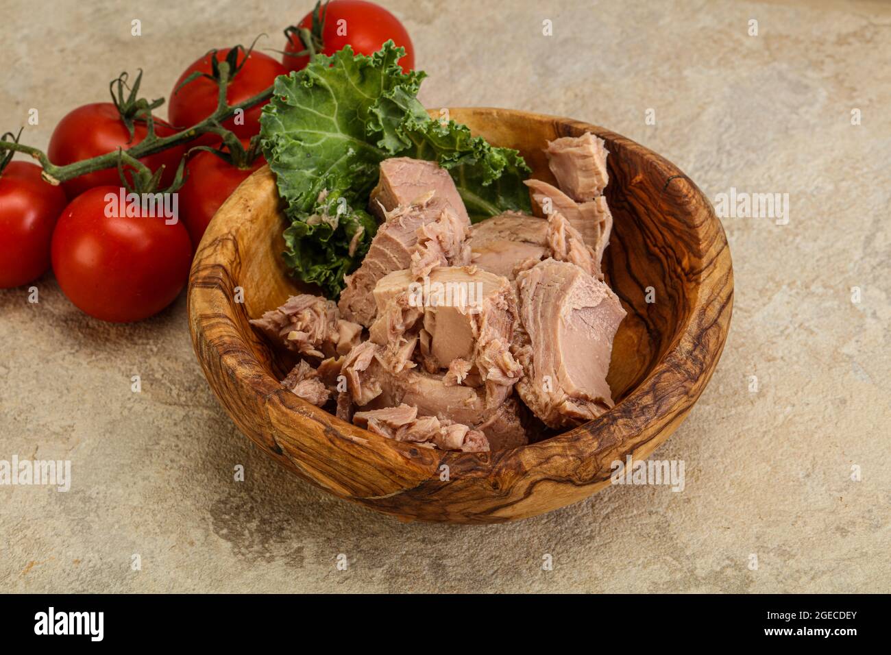 Tasty Canned tuna fillet in the bowl Stock Photo - Alamy