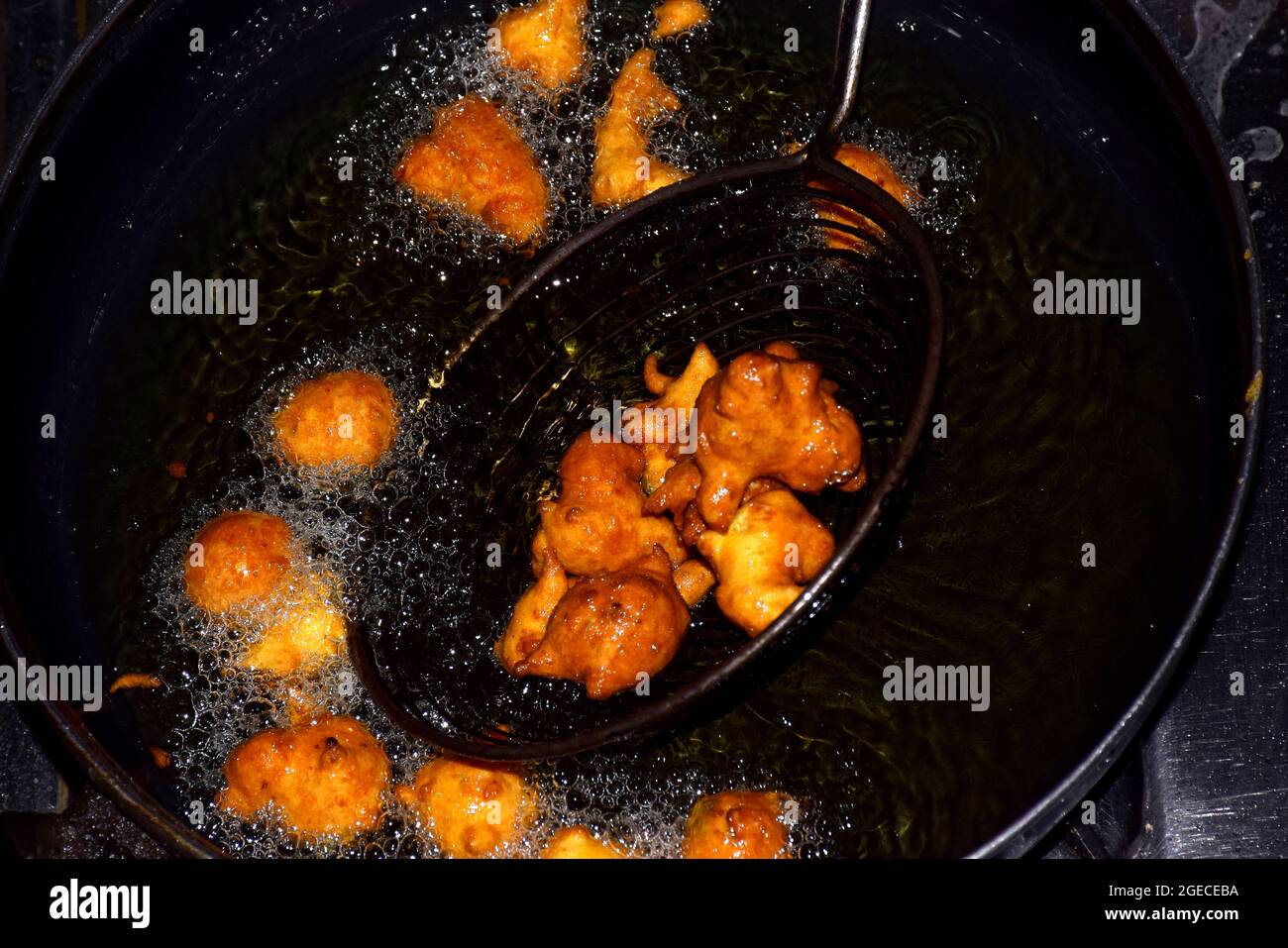 Hot boiling oil hi-res stock photography and images - Alamy