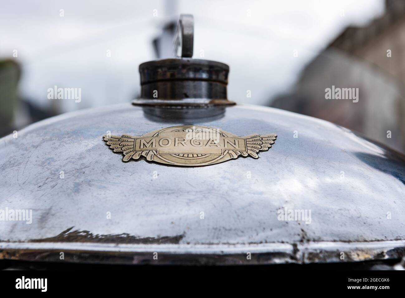 Morgan radiator badge hi-res stock photography and images - Alamy
