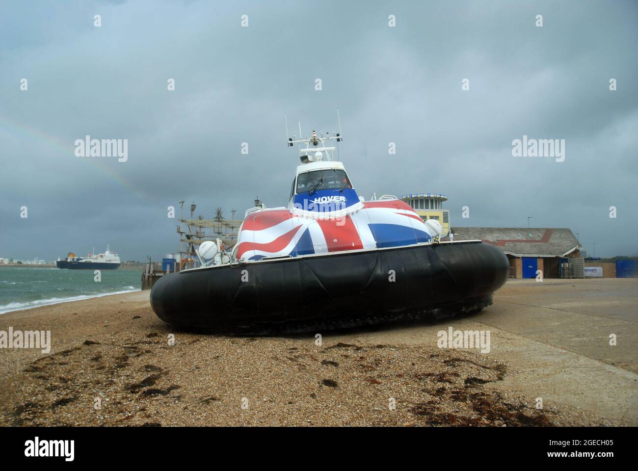 Island Flyer (GH-2161), a Griffon Hoverwork 12000TD hovercraft from ...