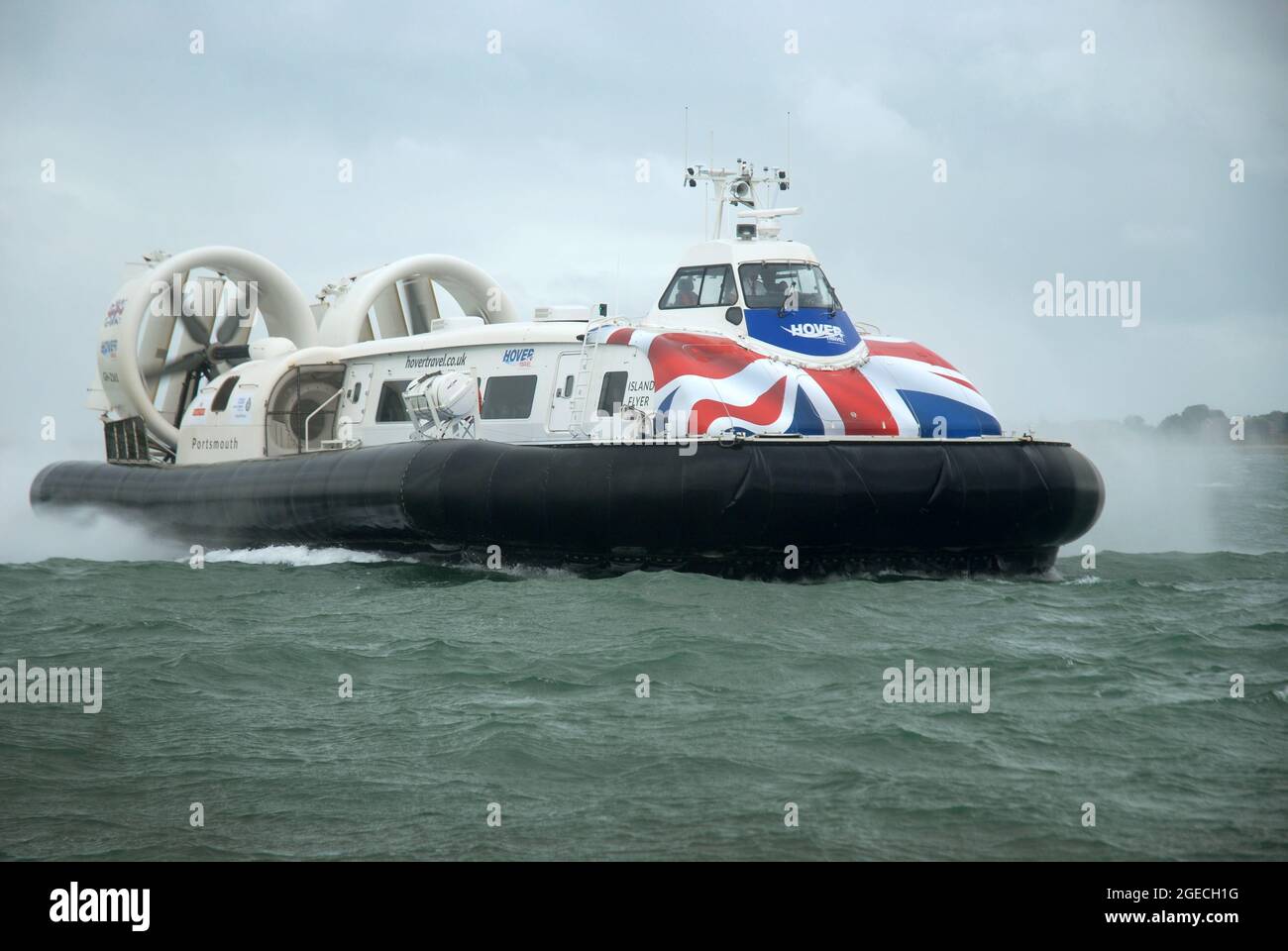 Island Flyer (GH-2161), a Griffon Hoverwork 12000TD hovercraft from ...