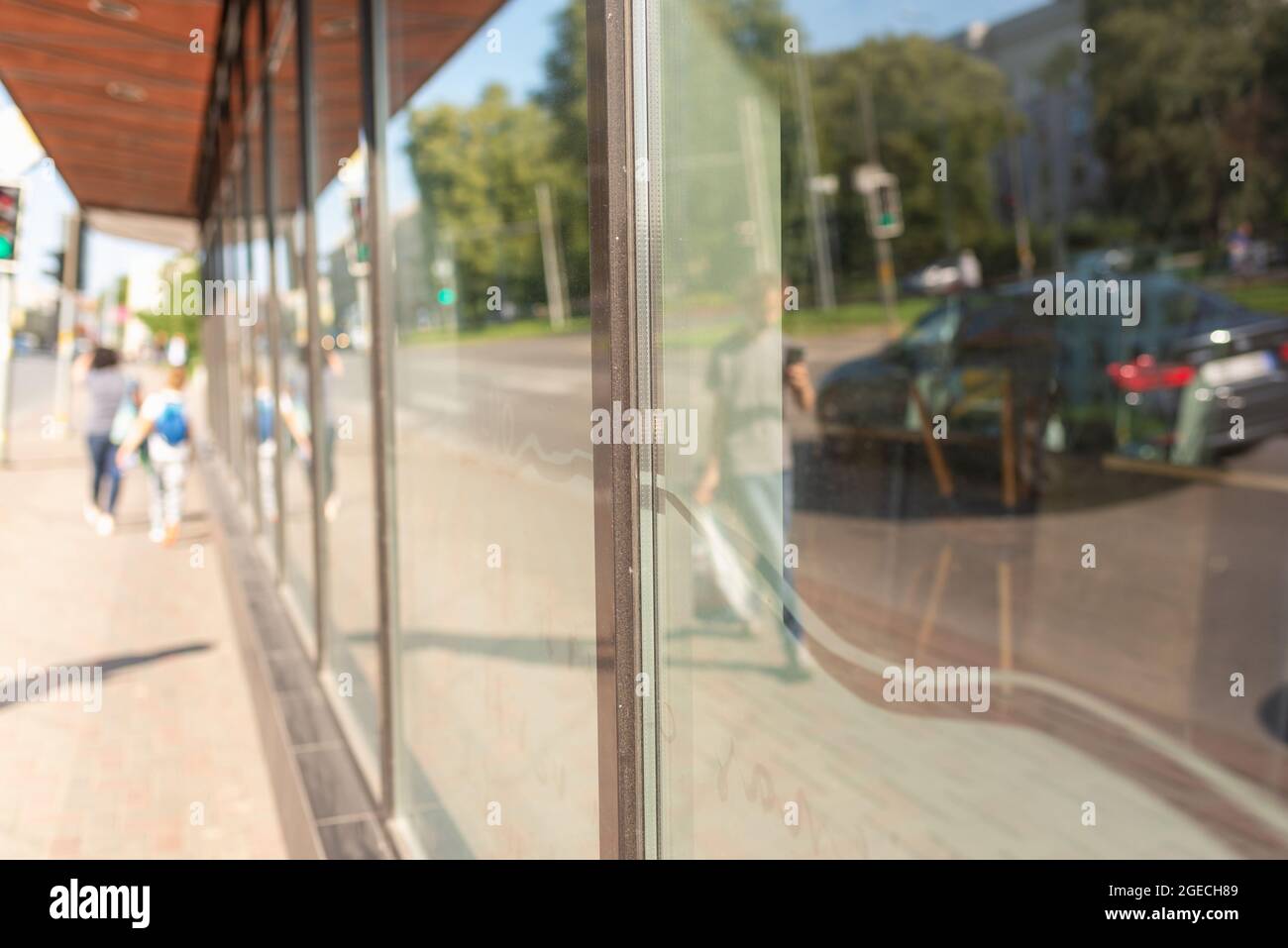 Exterior blur of street coffee shop hi-res stock photography and images ...