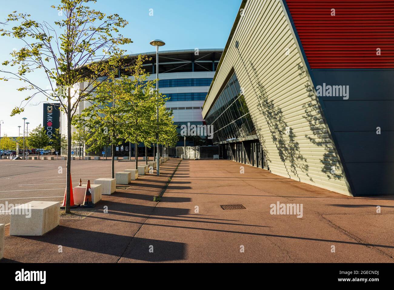 Photographs of Stadium MK, home to the Milton Keynes Dons Football Club ...