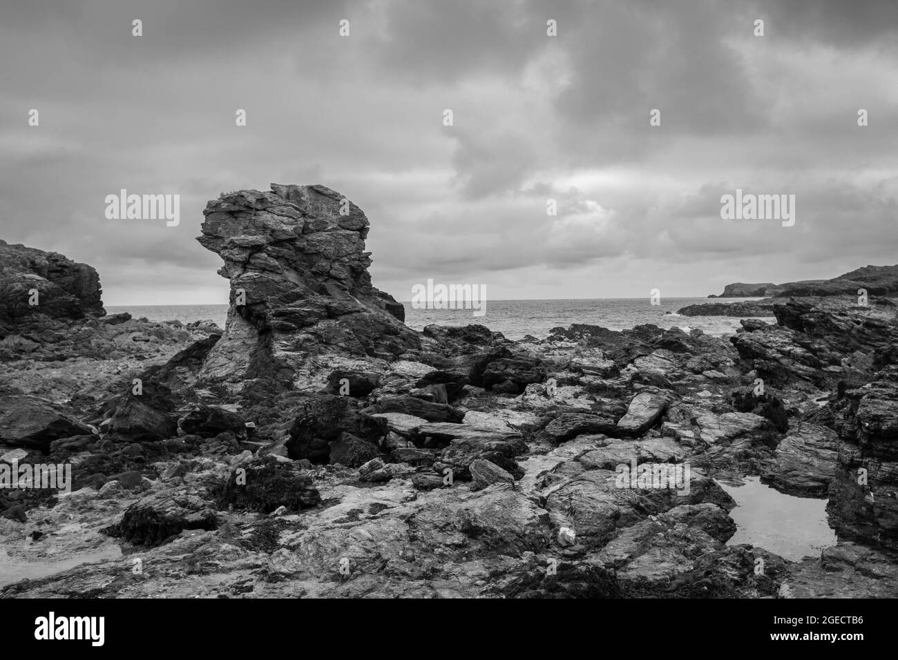 Split rock Black and White Stock Photos & Images - Alamy