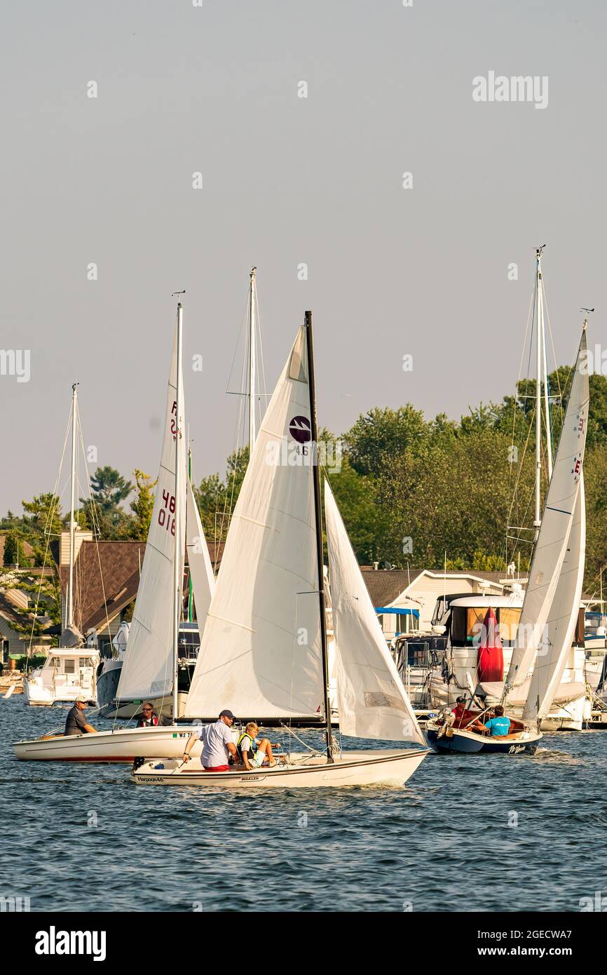 The Sturgeon Bay Yacht club holds sailboat races every Thursday night ...