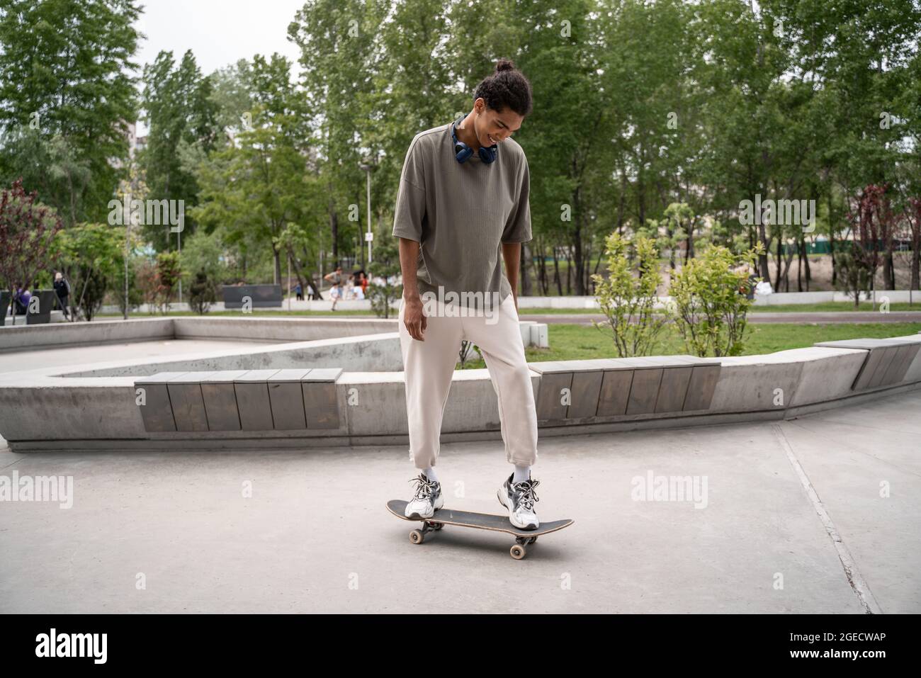 Man riding skateboard in hi-res stock photography and images - Alamy