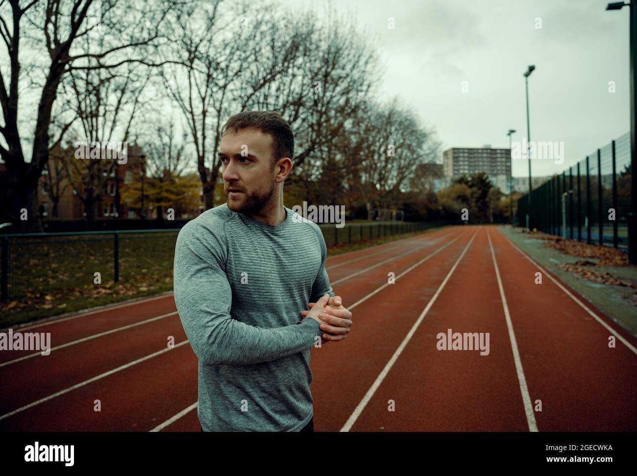 Man running race track stadium hi-res stock photography and images - Alamy
