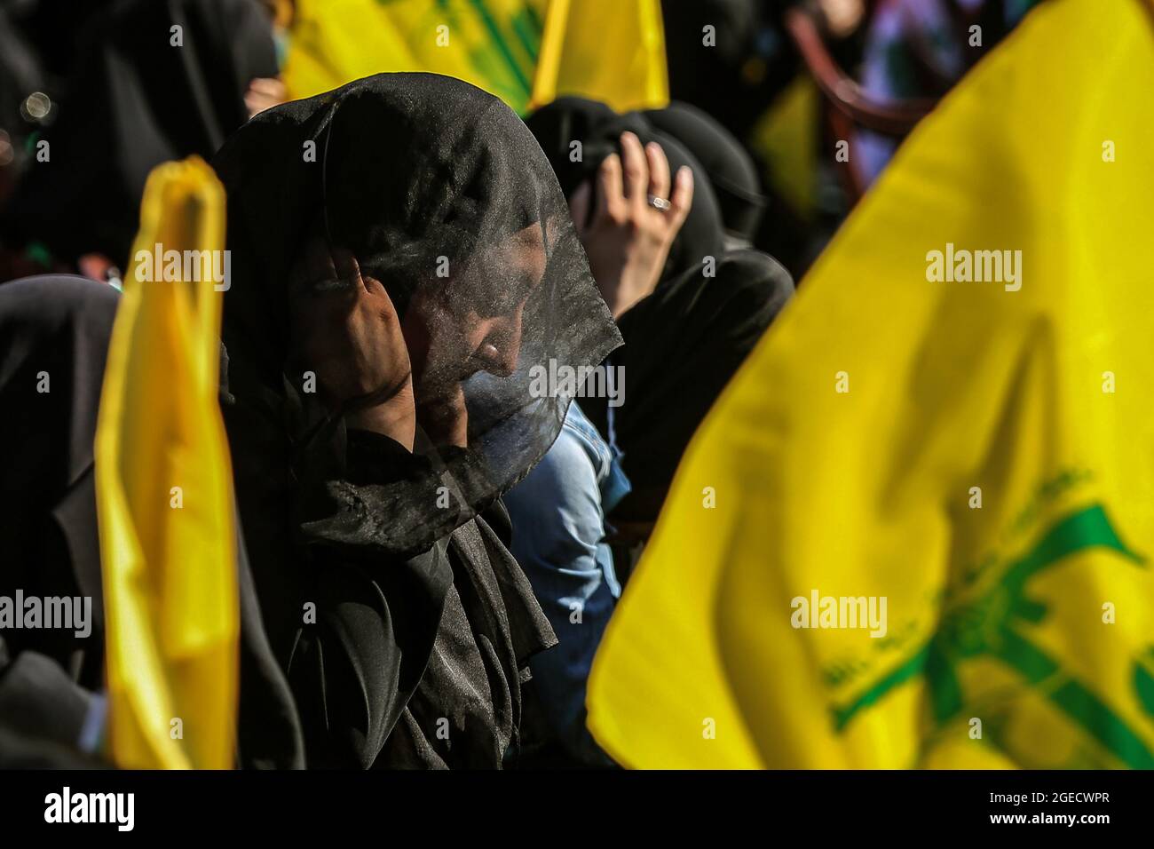Beirut, Lebanon. 19th Aug, 2021. Supporters of the Shia Islamist ...