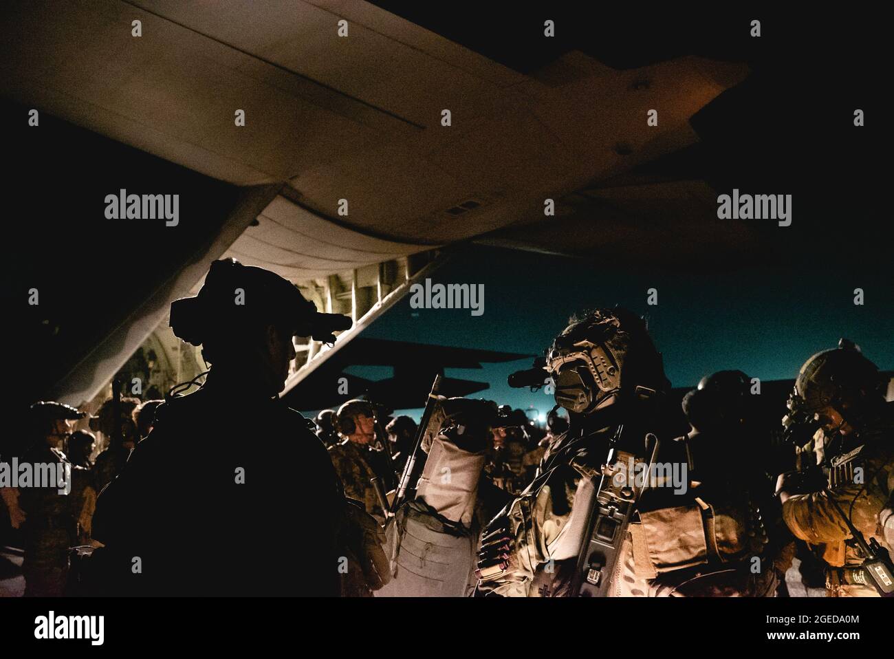 U.S. special operations service members conduct combat operations in ...