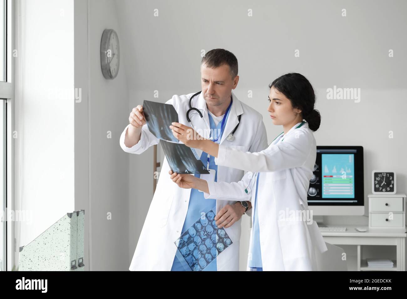 X ray scans hi-res stock photography and images - Alamy