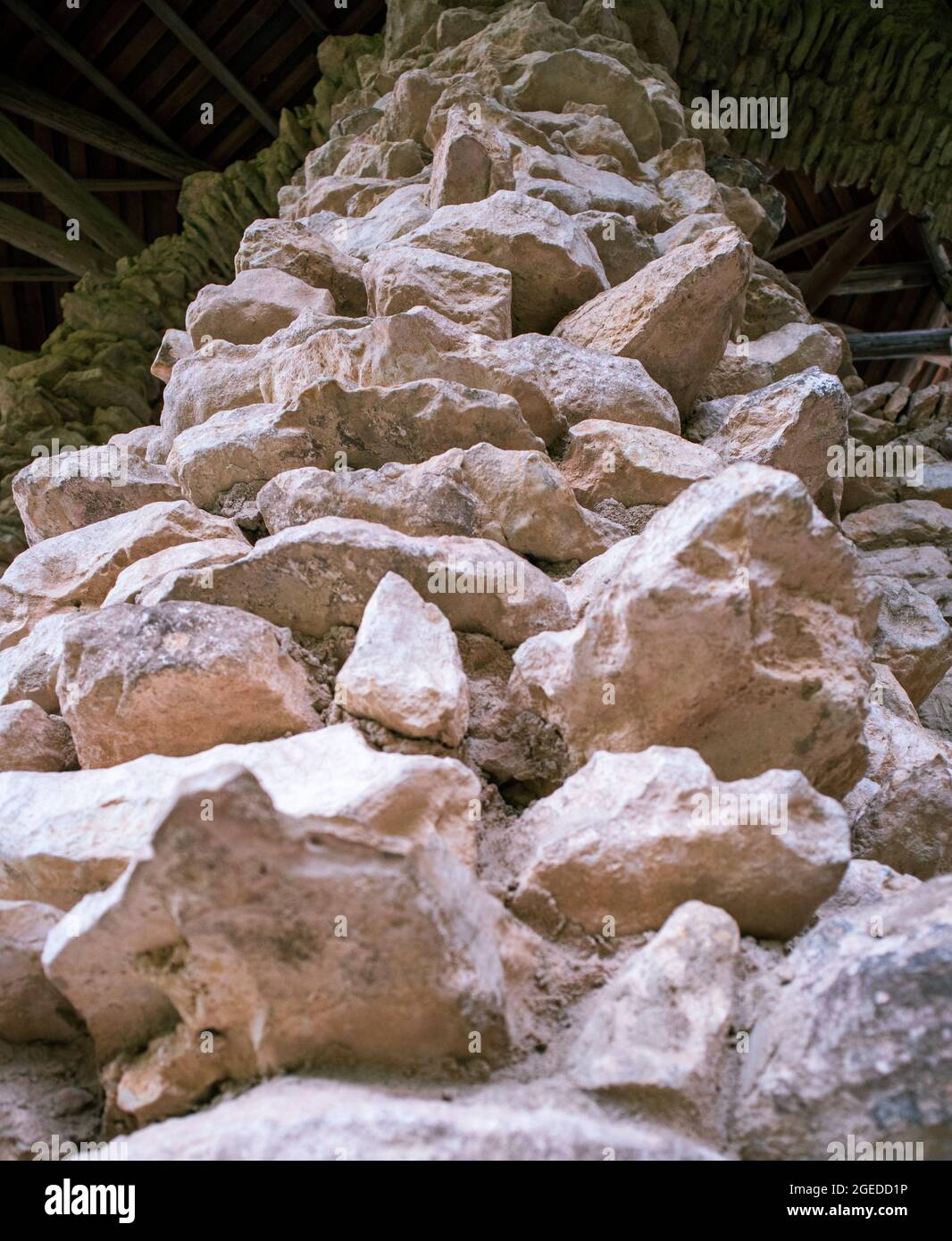 Strongrock hi-res stock photography and images - Alamy