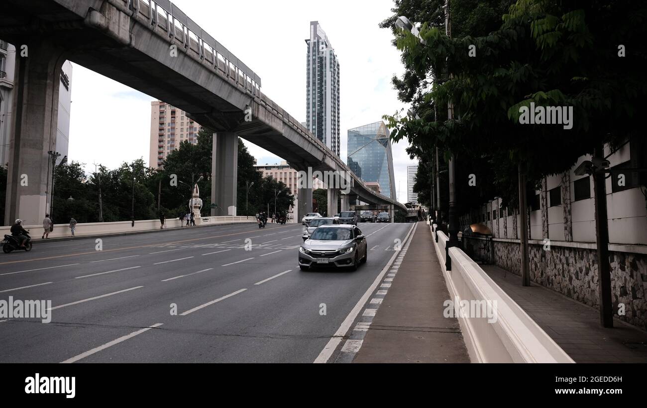 Bts skytrain trestles hi-res stock photography and images - Alamy