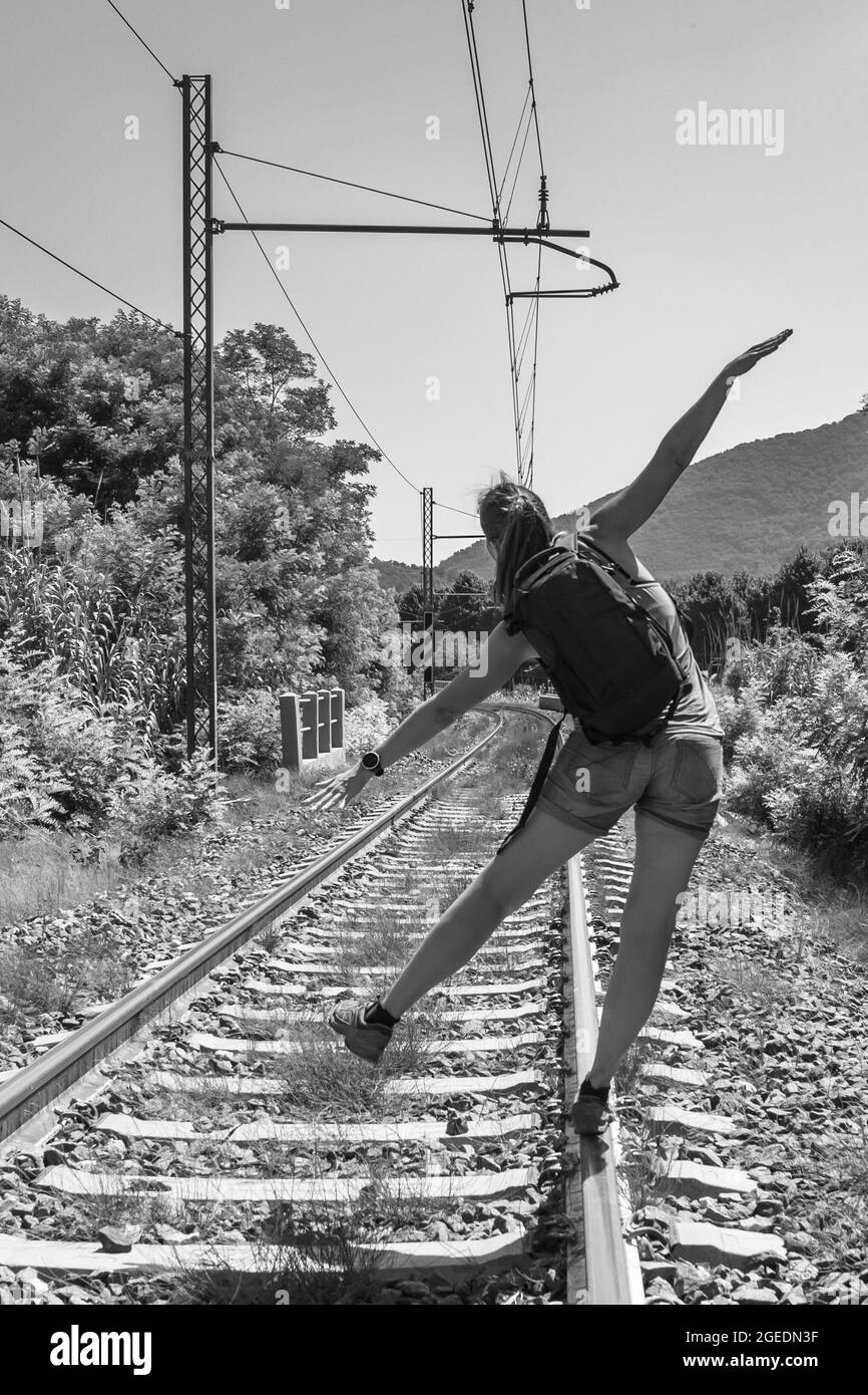 Active railroad bridge hi-res stock photography and images - Alamy