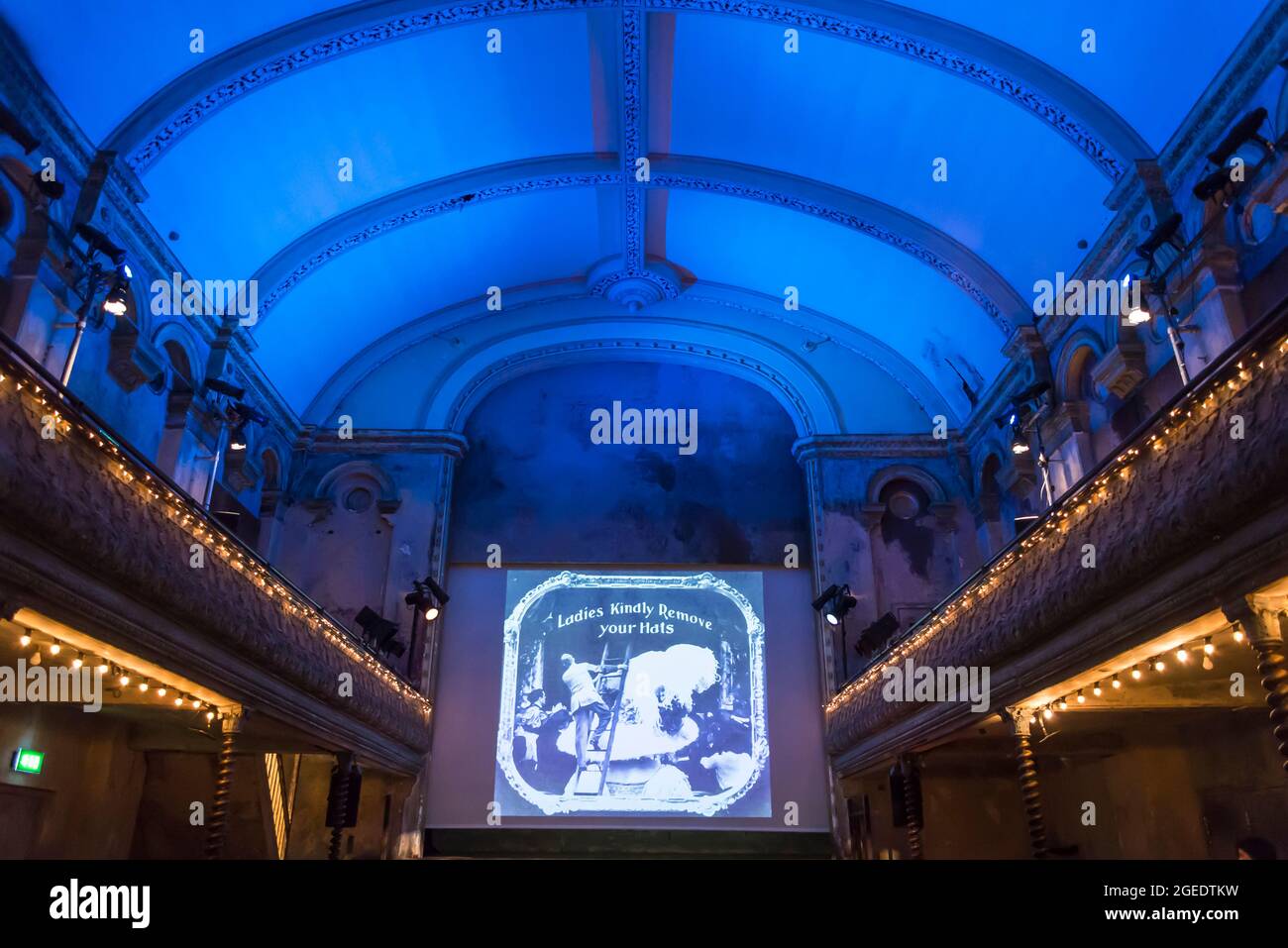 British music hall 19th century hi-res stock photography and images - Alamy