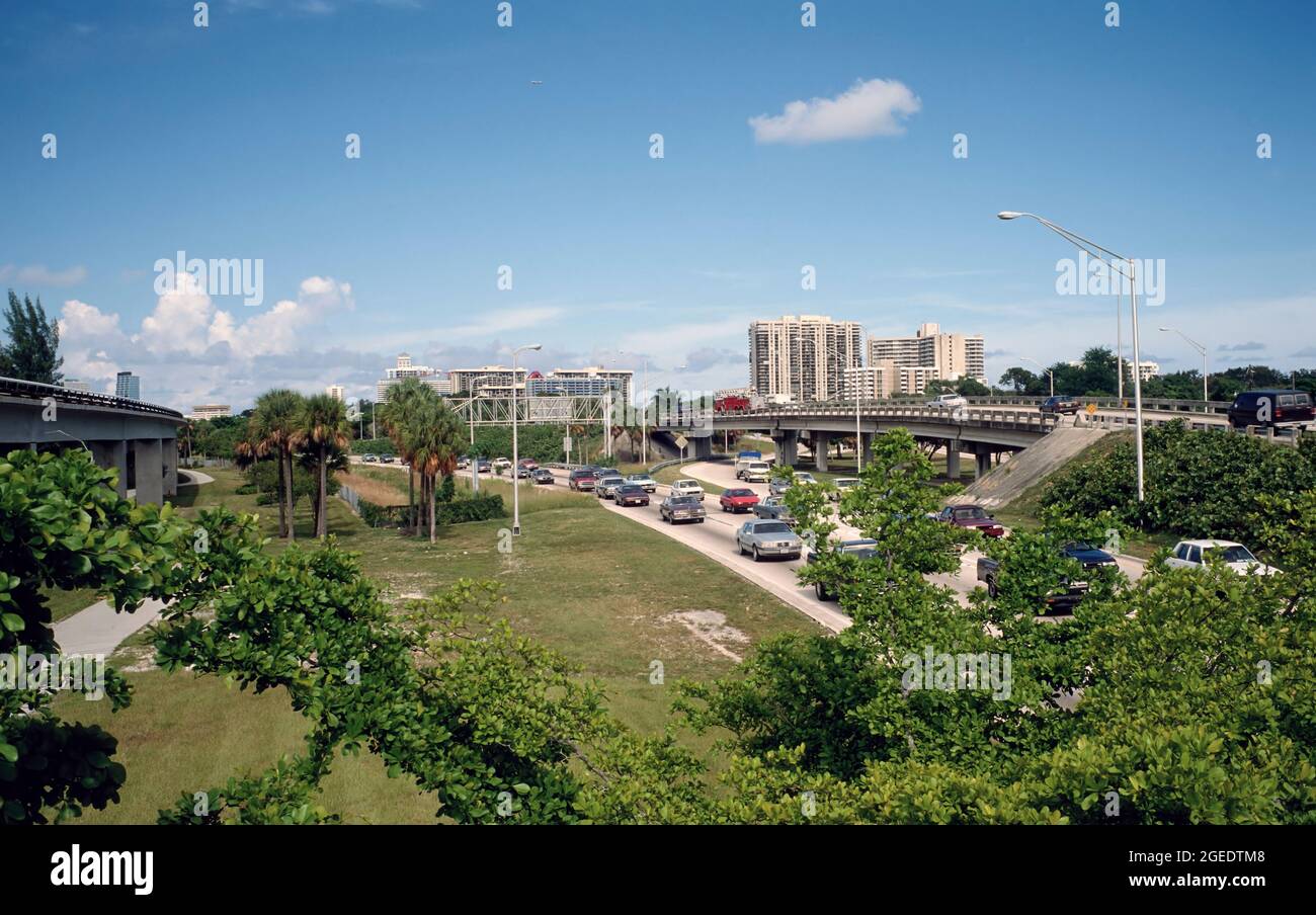 Miami freeway hi-res stock photography and images - Alamy