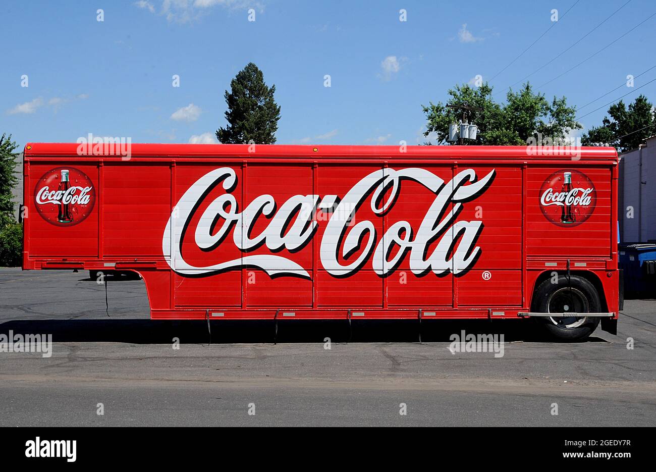 Deliervy container hi-res stock photography and images - Alamy