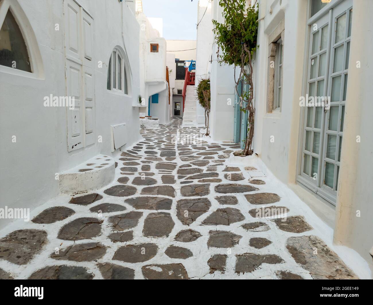 Greece Cyclades traditional architecture with whitewashed buildings ...