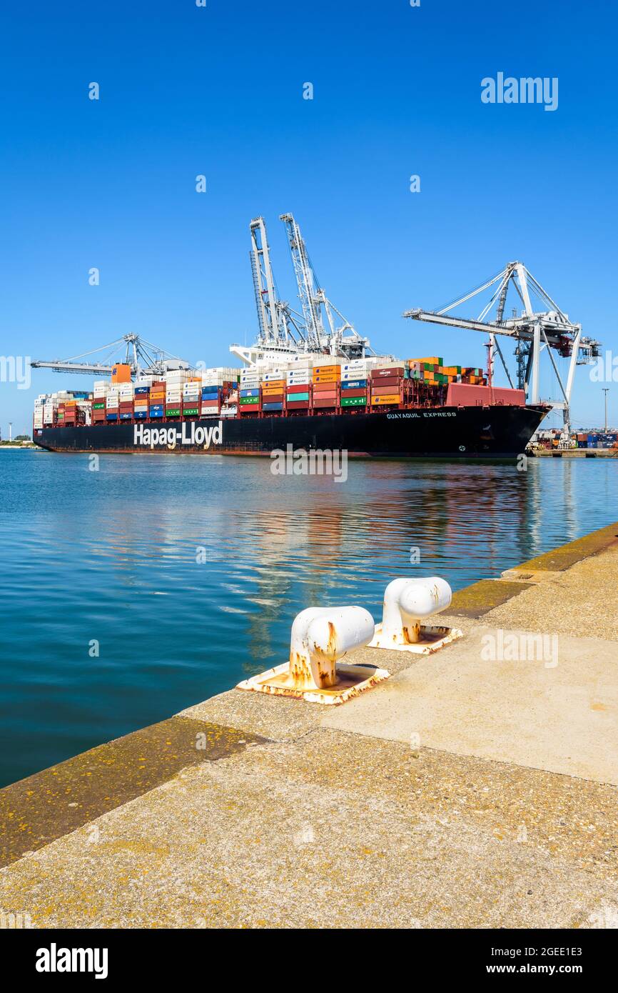 The Guayaquil Express container ship from Hapag-Lloyd shipping company ...