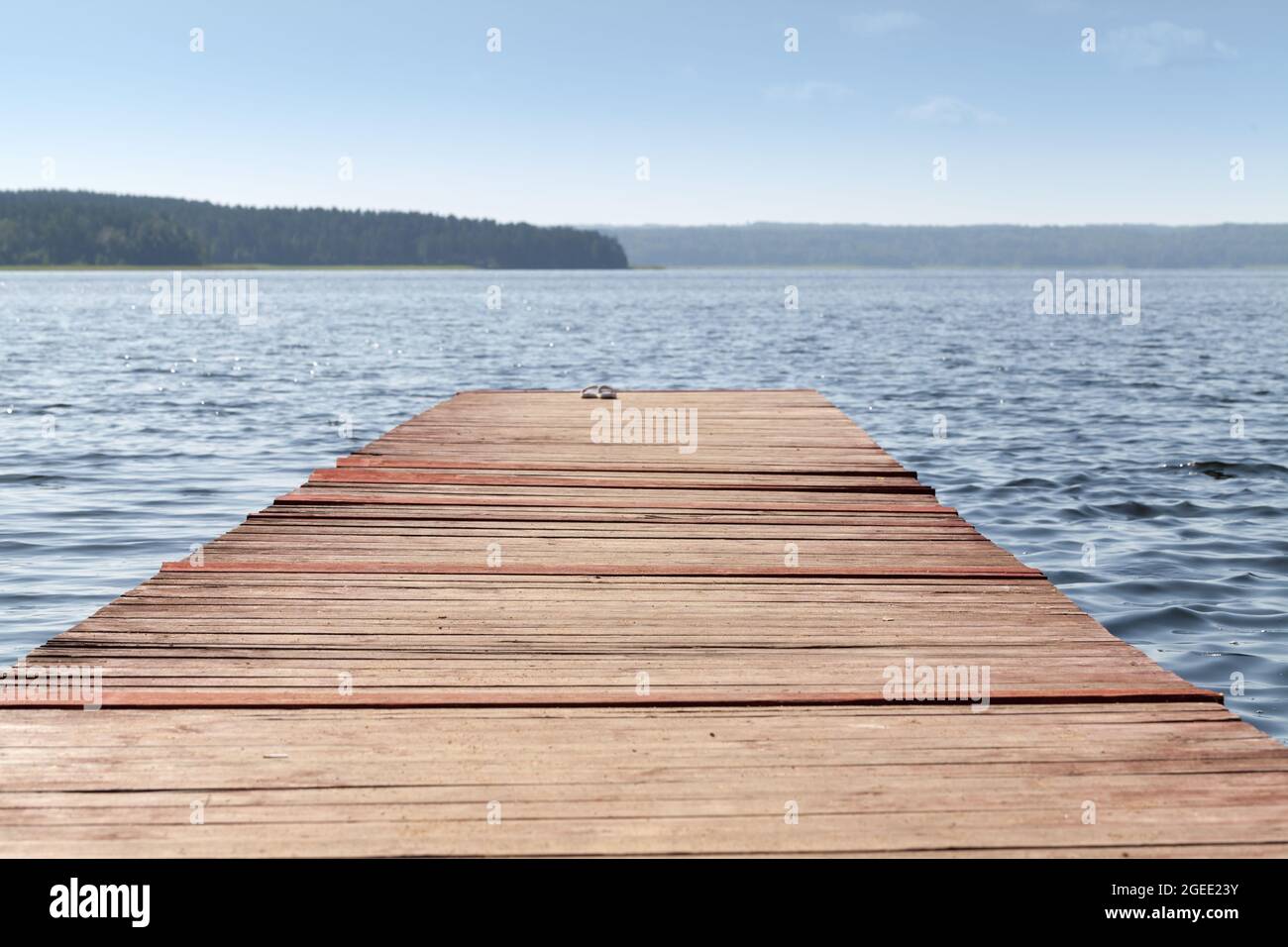 Empty lake landscape hi-res stock photography and images - Alamy
