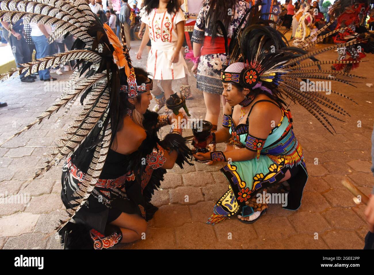Ritual incense hi-res stock photography and images - Alamy