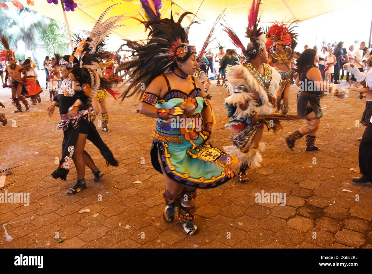Female aztec hi-res stock photography and images - Alamy
