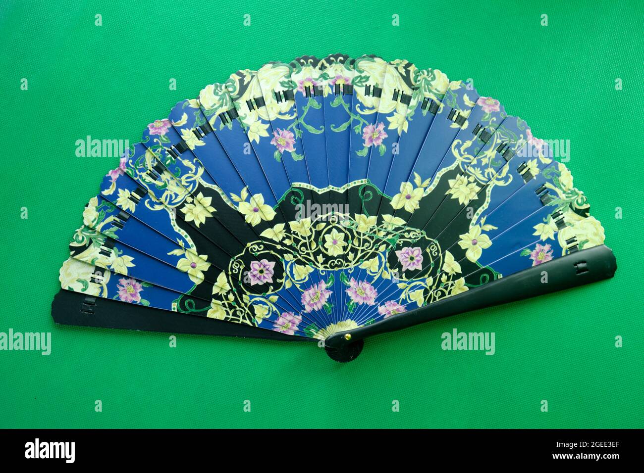 Traditional floral motifs hi-res stock photography and images - Alamy