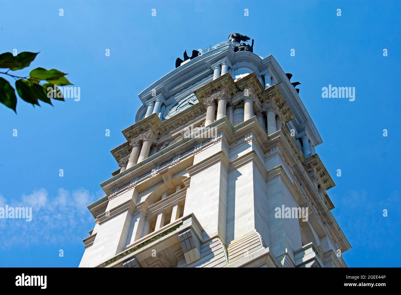 Ornamental architecture hi-res stock photography and images - Alamy