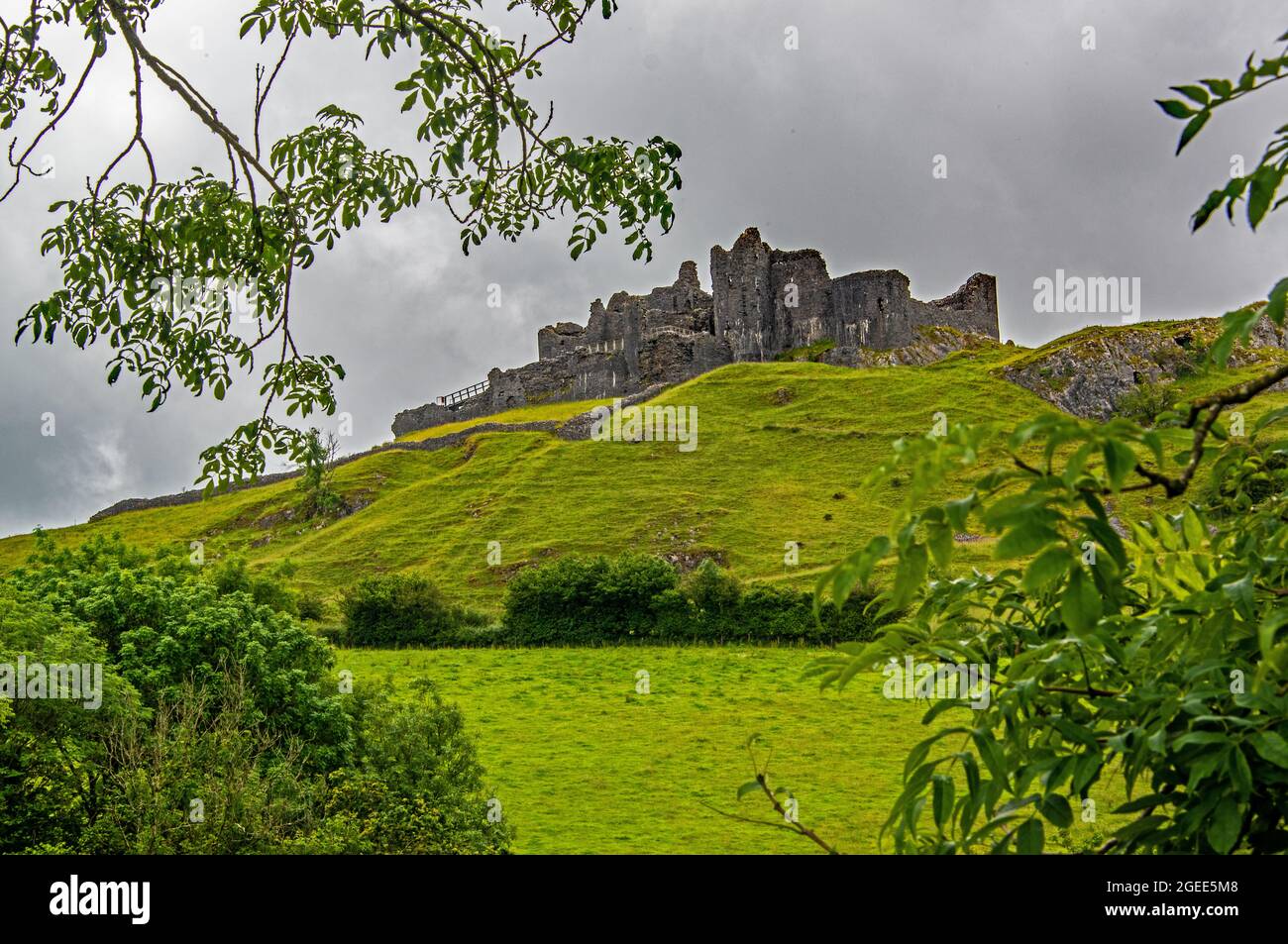 Carreg Cennen castle,. Llandeilo, Wales. UK Stock Photo - Alamy