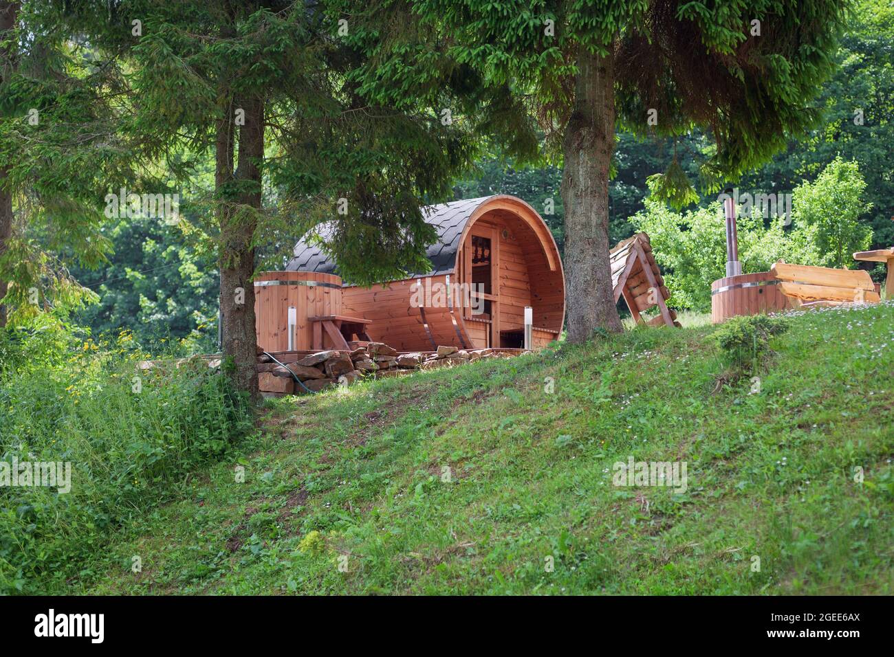 Barrel in garden hut hi-res stock photography and images - Alamy