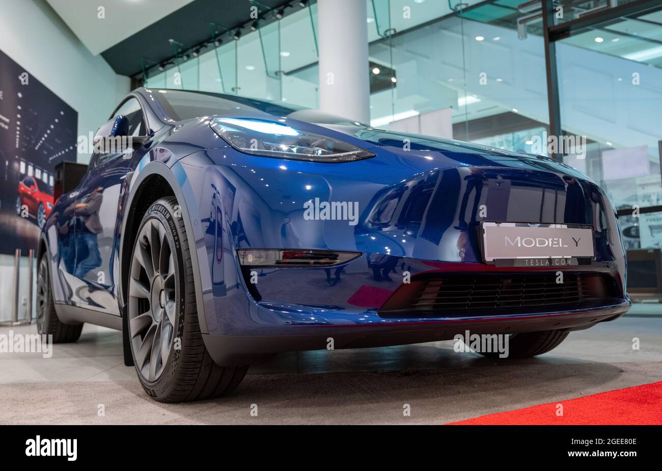 Berlin, Germany. 19th Aug, 2021. A Tesla Model Y stands in a Tesla ...