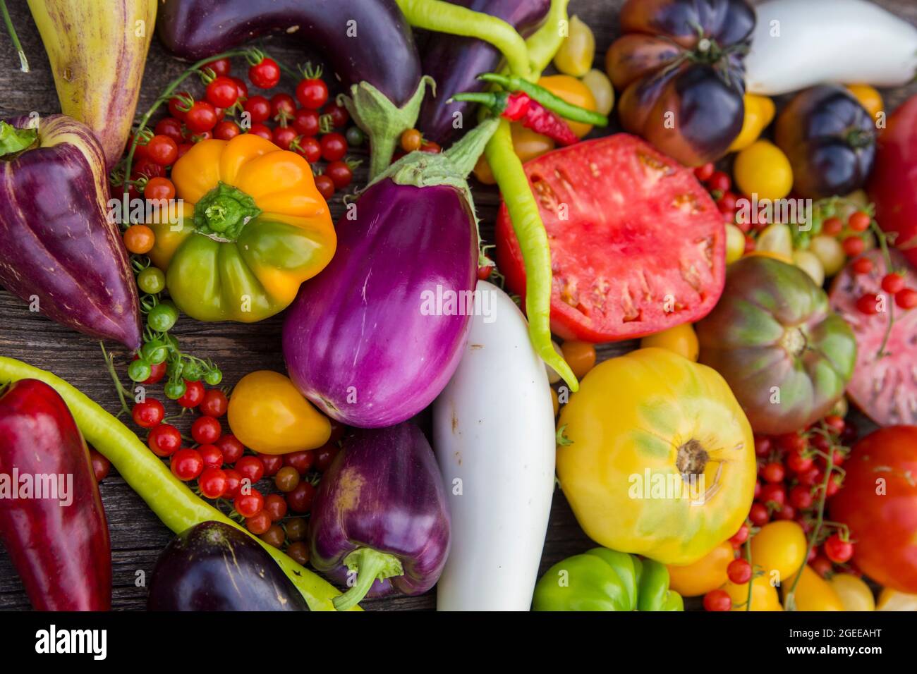 Heirloom vegetable full of colors and taste Stock Photo - Alamy