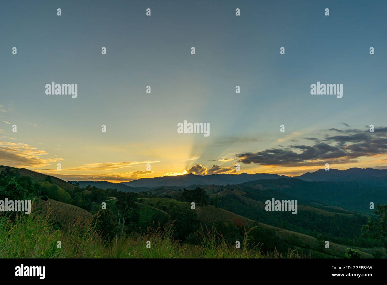 Mon desert hi-res stock photography and images - Alamy