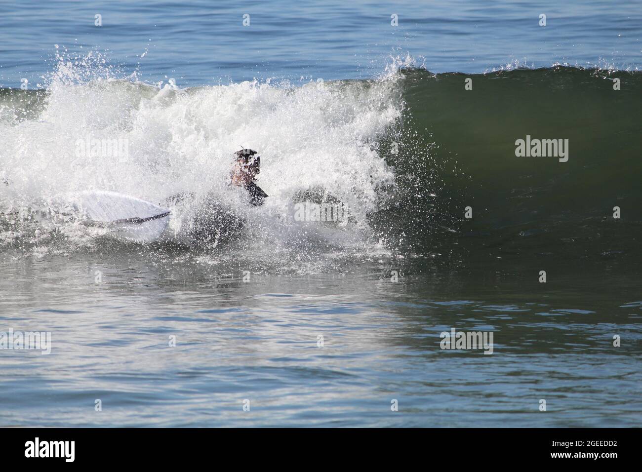 Surf shots hi-res stock photography and images - Alamy