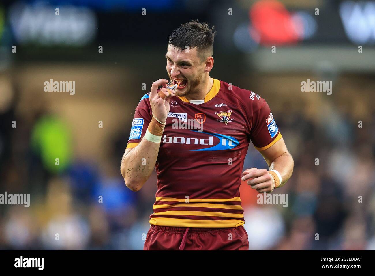 Gum shield rugby hi-res stock photography and images - Alamy