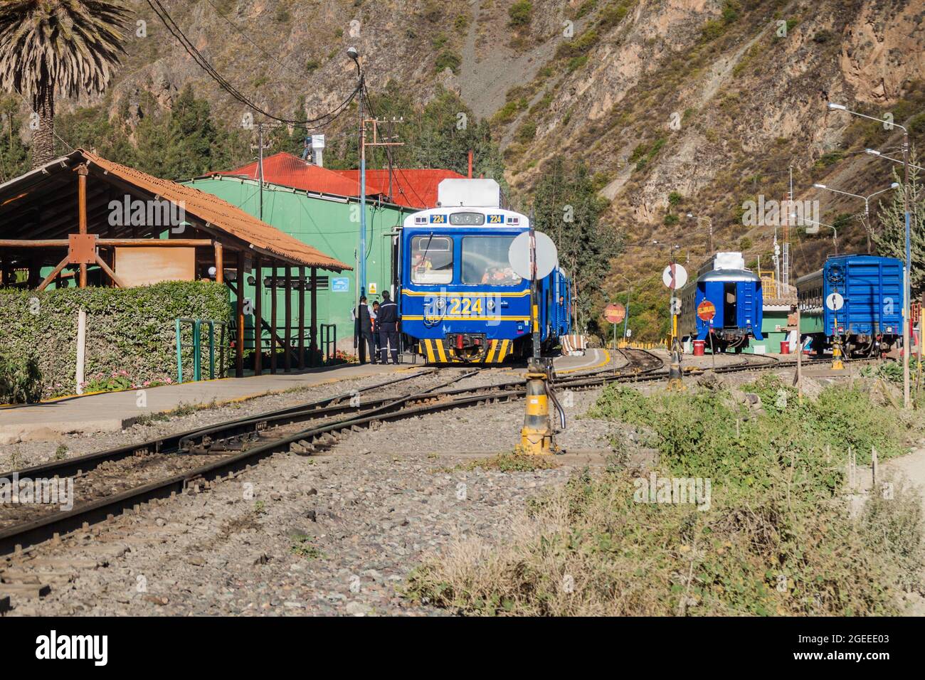 Peru rail passenger hi-res stock photography and images - Alamy