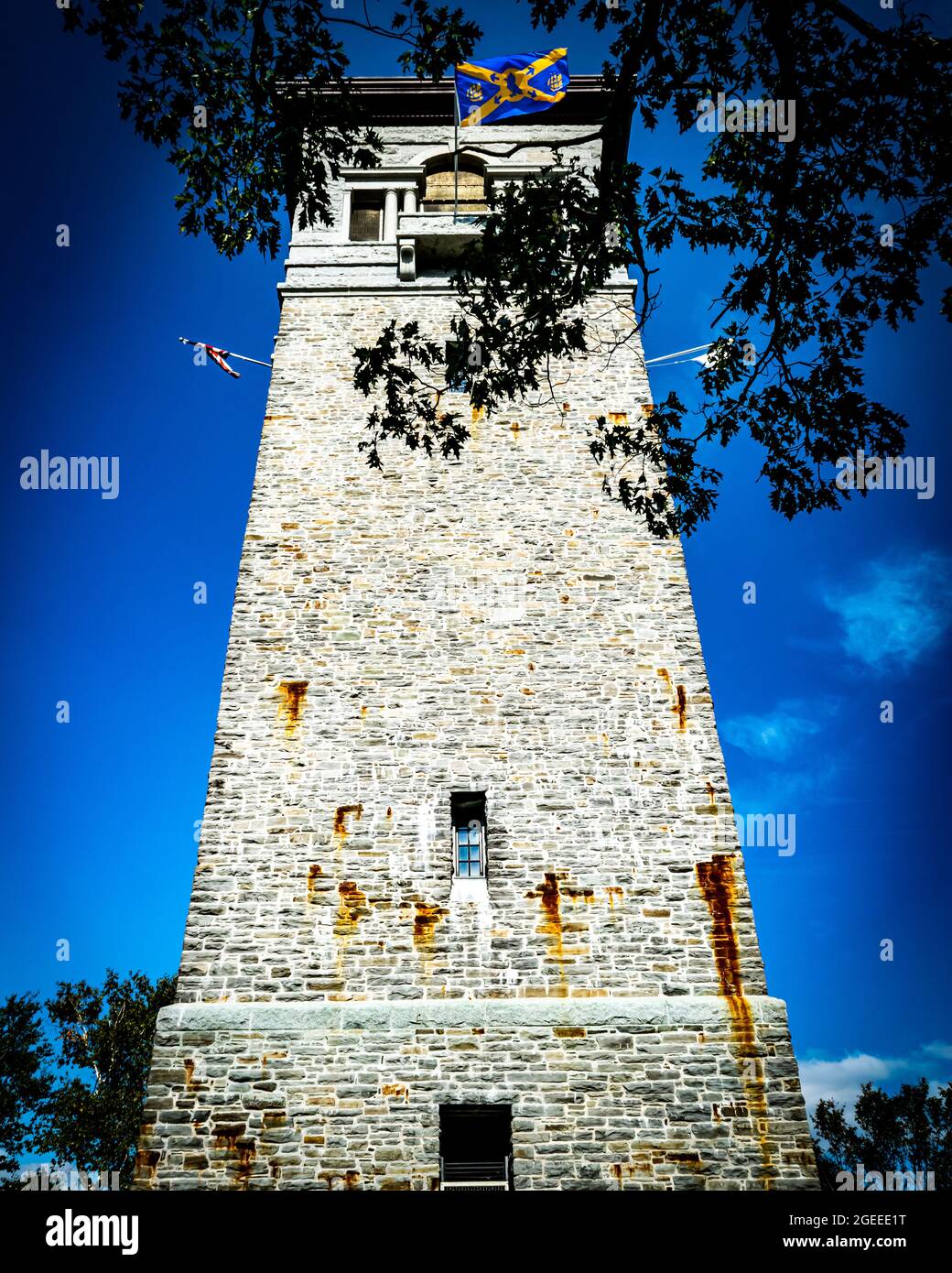 Rubble tower hi-res stock photography and images - Alamy