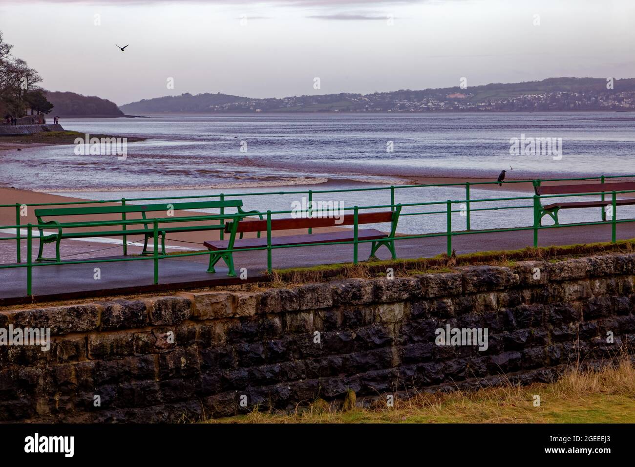 The Arnside Bore, an amazing wave that travels upstream in the Kent ...