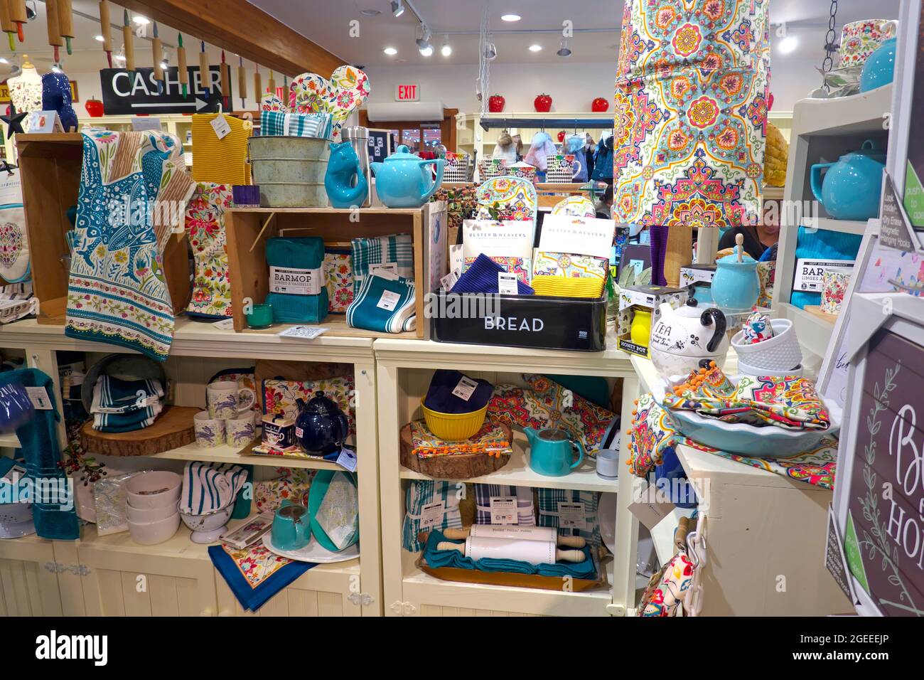 Goods merchandise hi-res stock photography and images - Alamy