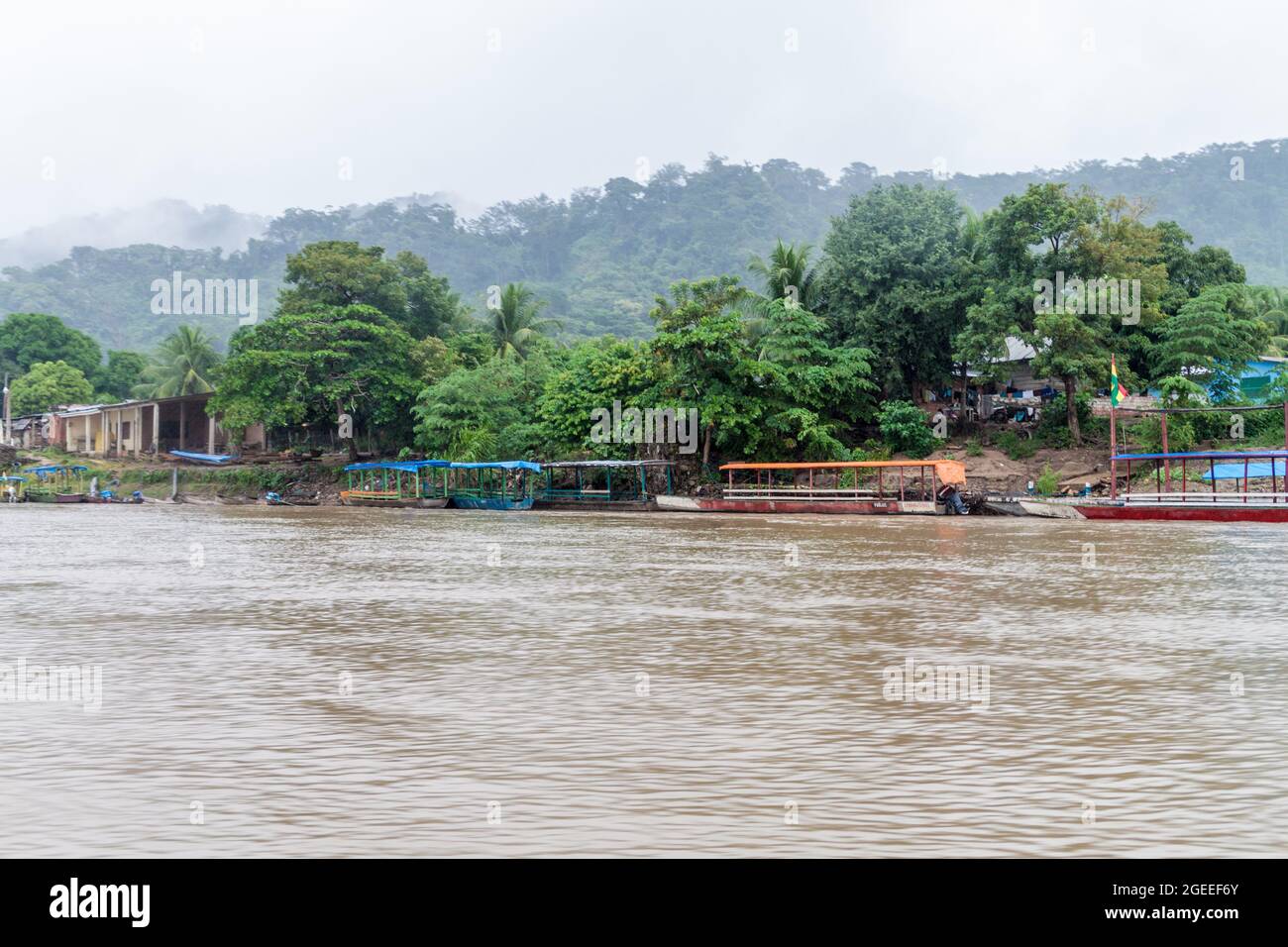Boats on Beni river near Rurrenabaque, Bolivia Stock Photo - Alamy