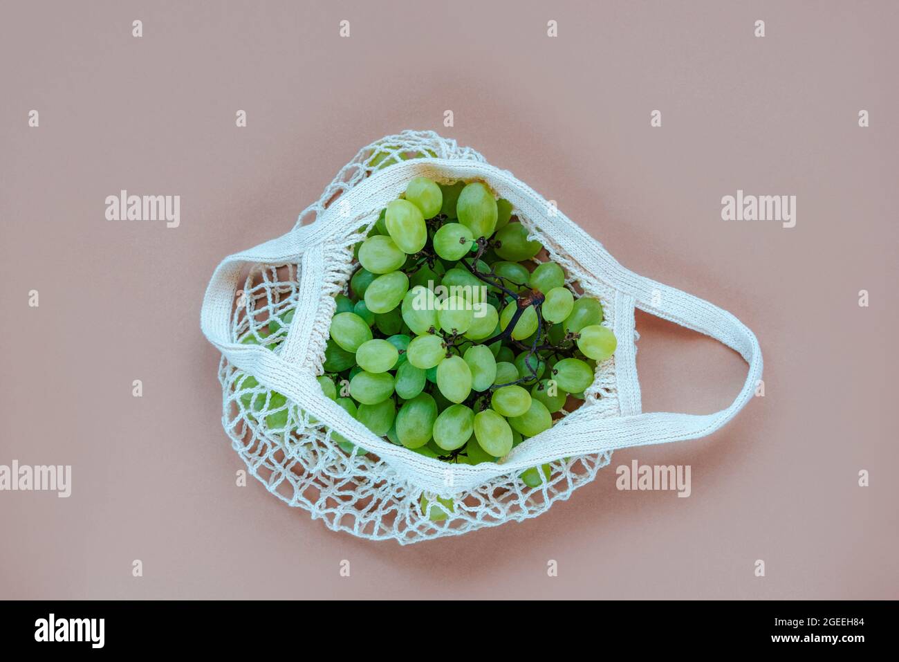 Plastic bag of grapes hi-res stock photography and images - Alamy