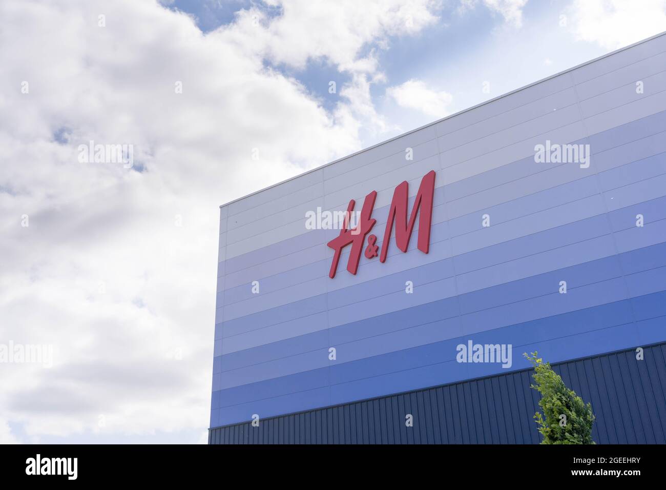 Distribution Centre Uk High Resolution Stock Photography and Images - Alamy