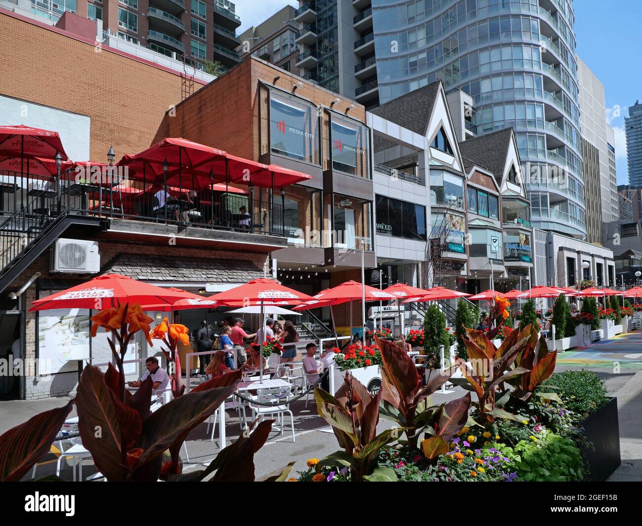 Downtown toronto cafe hi-res stock photography and images - Alamy