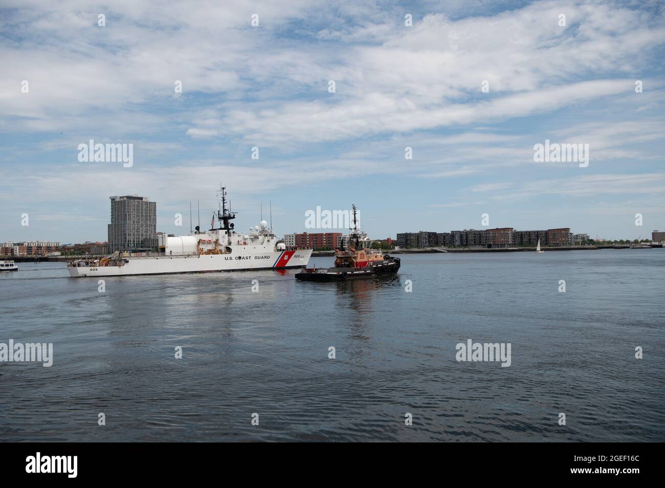Uscg spencer hi-res stock photography and images - Alamy