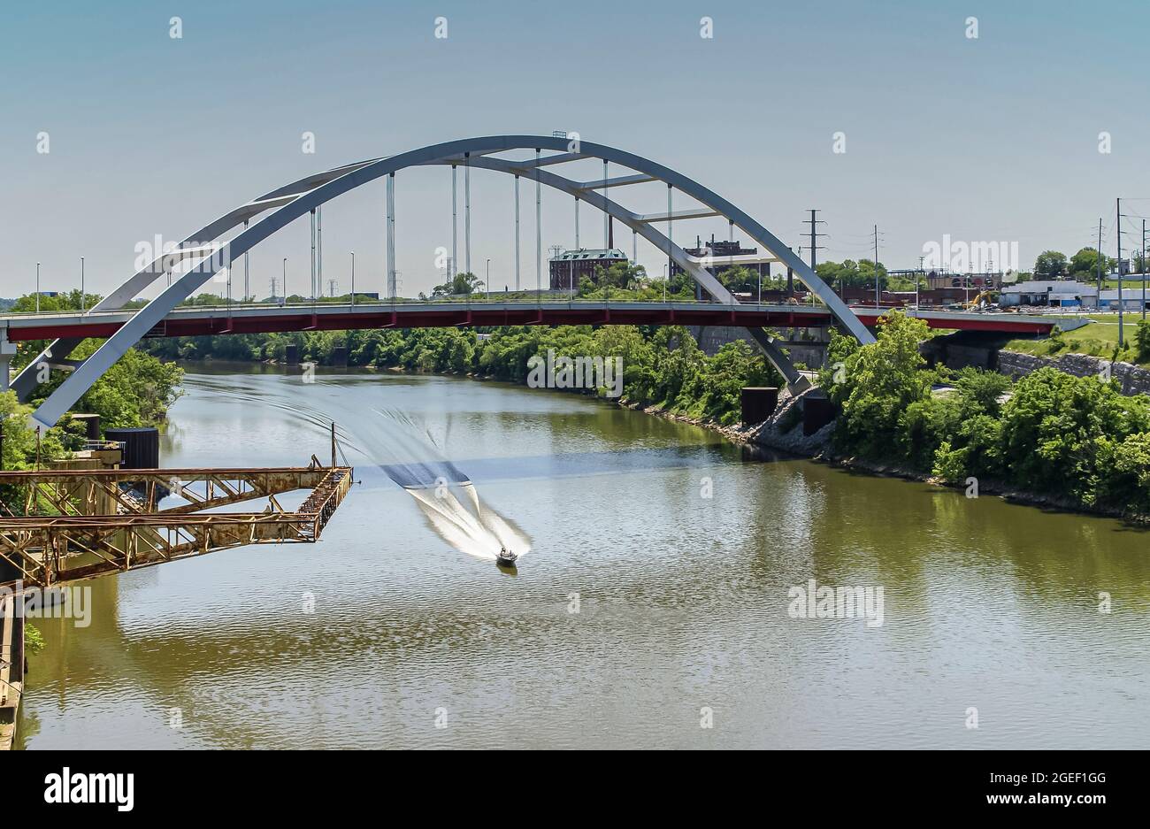 Korean war veterans bridge hi-res stock photography and images - Alamy