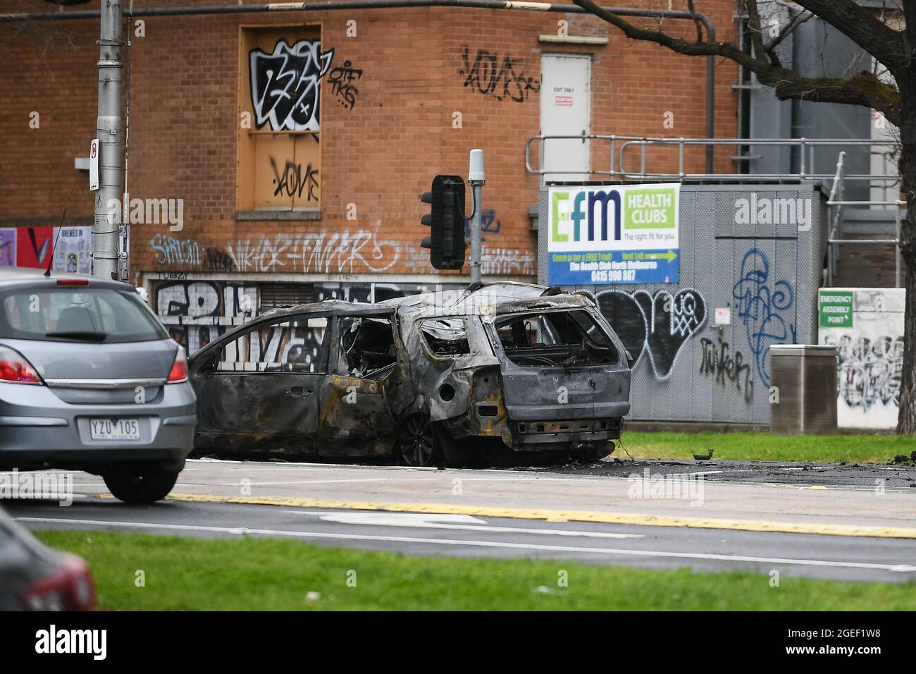 Exploded car hi-res stock photography and images - Alamy